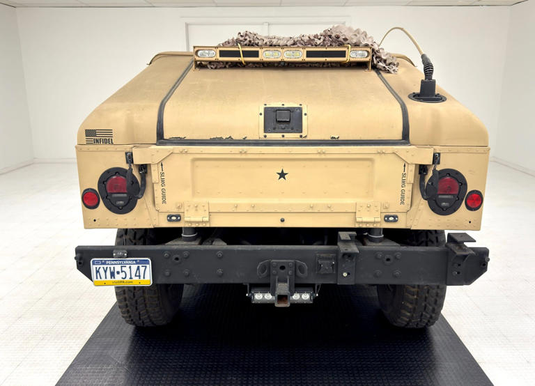 Battle-Ready 2005 AM General M1045 Humvee With Just 4,451 Miles Hits ...