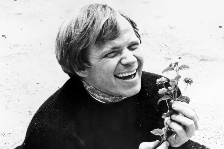 12 Forgotten ’60s Songs That Were Huge – Then Just Vanished