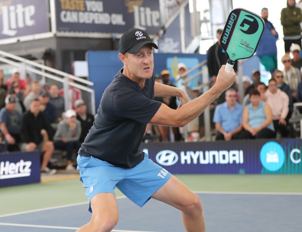 Pro pickleball star Riley Newman is renting a home inside a glassy NYC ...