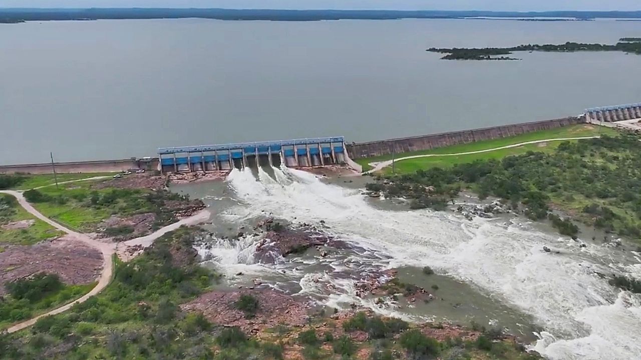 Texas flooding triggers first Buchanan Dam floodgate release in 6 years
