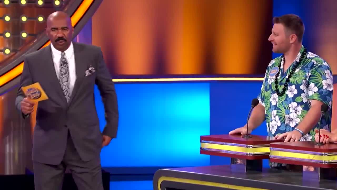 Here's why your dog doesn't want to sleep with you!