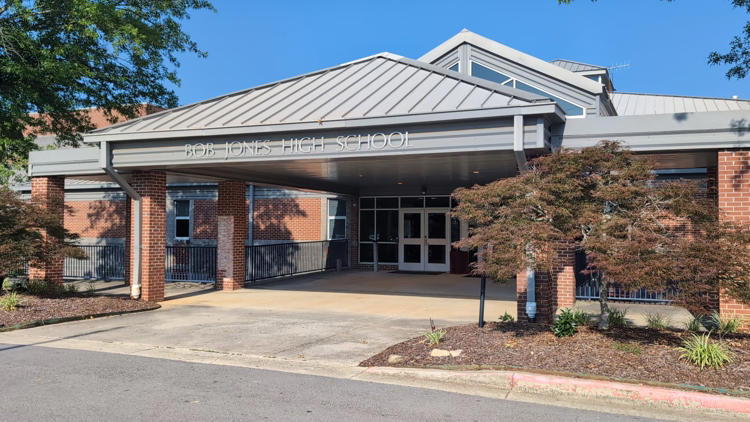 Bob Jones, Discovery Middle placed on secure perimeter after robbery ...