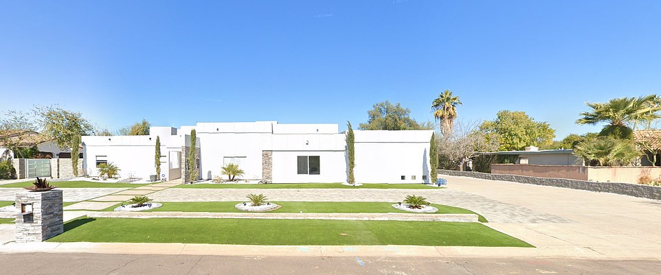 Variety's 10 Comics To Watch for 2025 Includes Emmy Nominee Robby ...