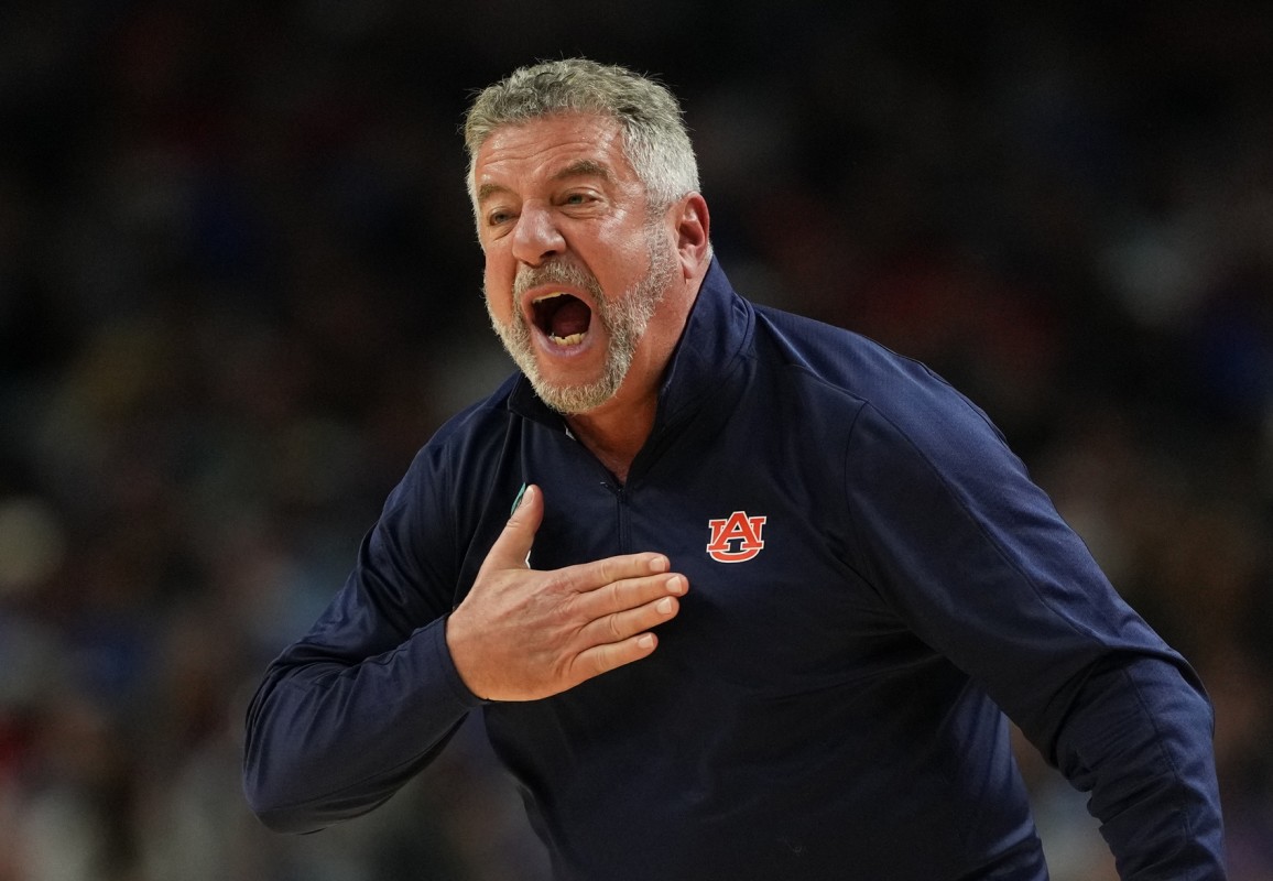 Bruce Pearl calls for NCAA to ban Alabama from March Madness