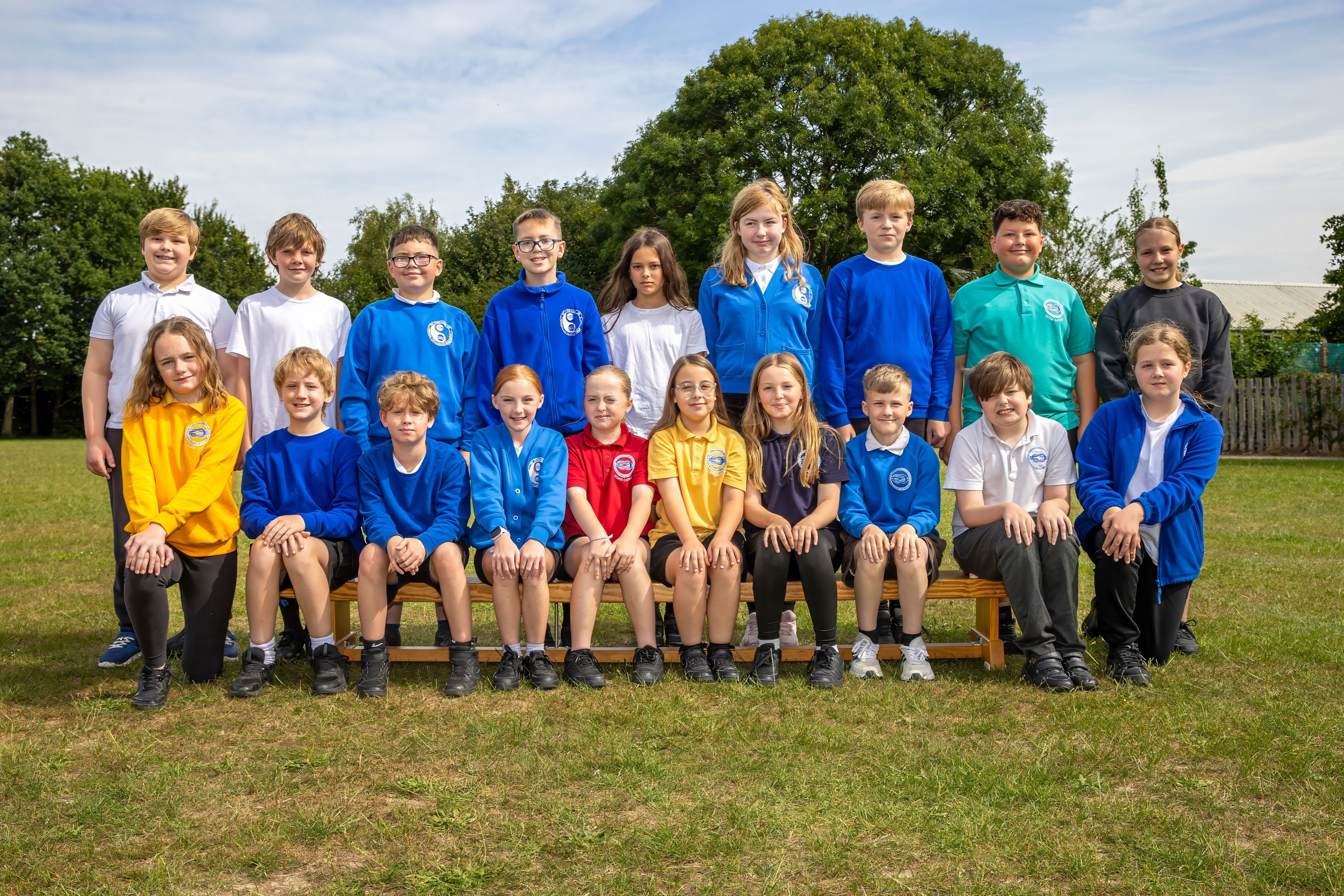 Year 6 Leavers: 146 heartwarming pictures of students from schools ...