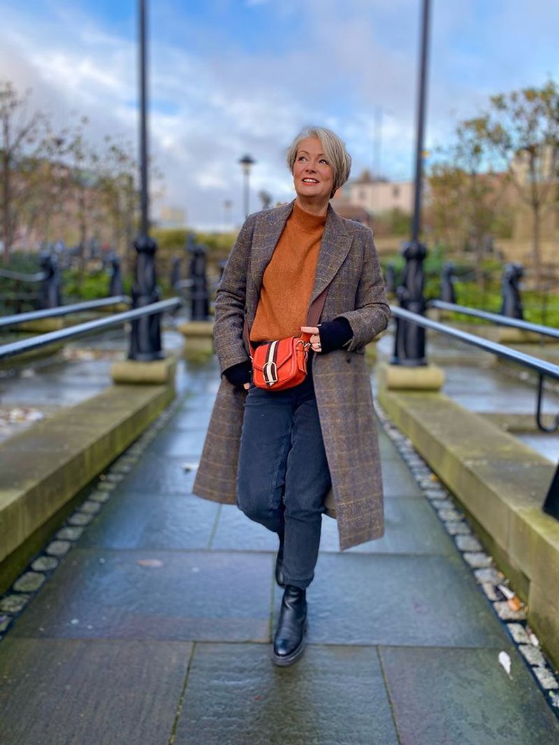 11 Common Style Errors Women Over 70 Make-And 6 Elegant Changes That ...