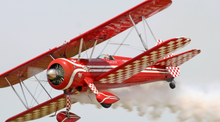 WBBM Newsradio's live and exclusive broadcast of the Chicago Air and ...