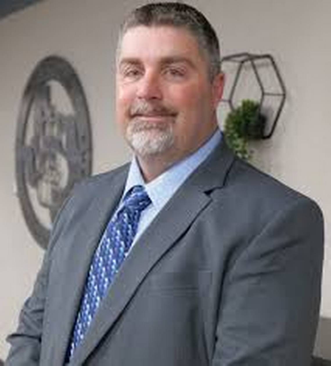 Question & Answer: Meet new Fort Worth Brewer football coach Marte Amrine