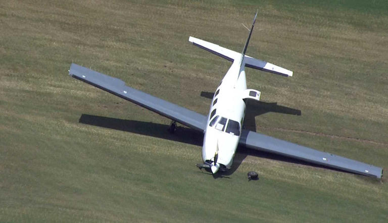Small plane makes unscheduled landing on Upstate golf course