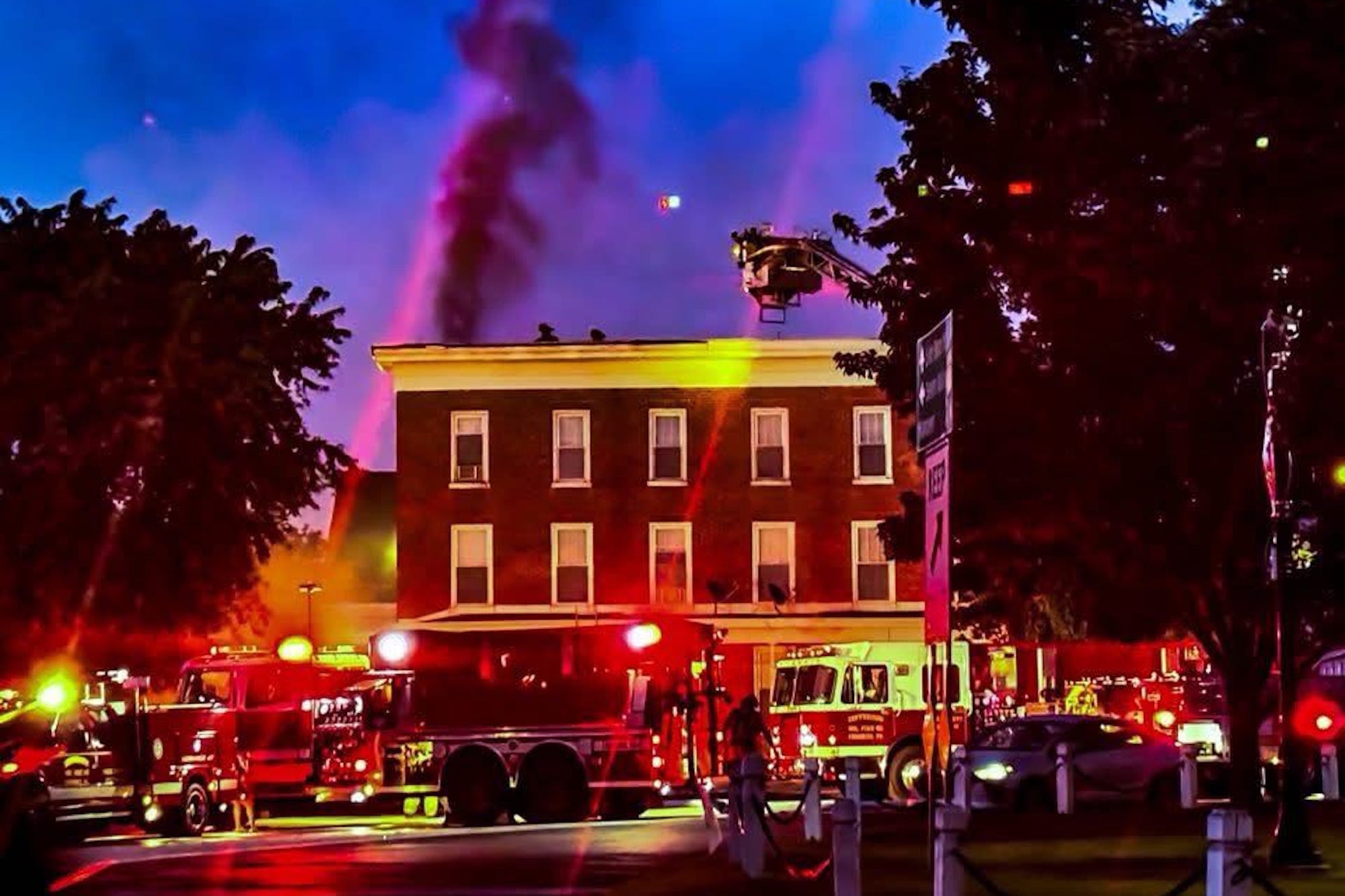 Firefighters rush from carnival to fight 2-alarm fire in 1800s ...