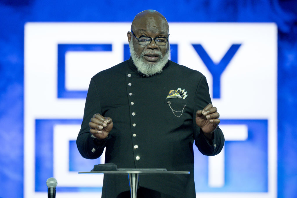 Bishop TD Jakes’ daughter almost paralyzed after trampoline accident