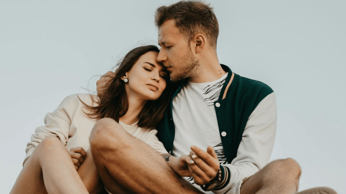 I Love You with All My Heart: 20 Romantic Phrases to Send Your Partner ...