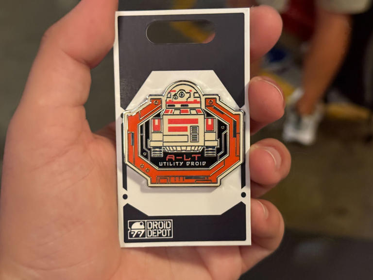 New Droid Depot Pins, Apparel, and More Merchandise Arrives at Disneyland