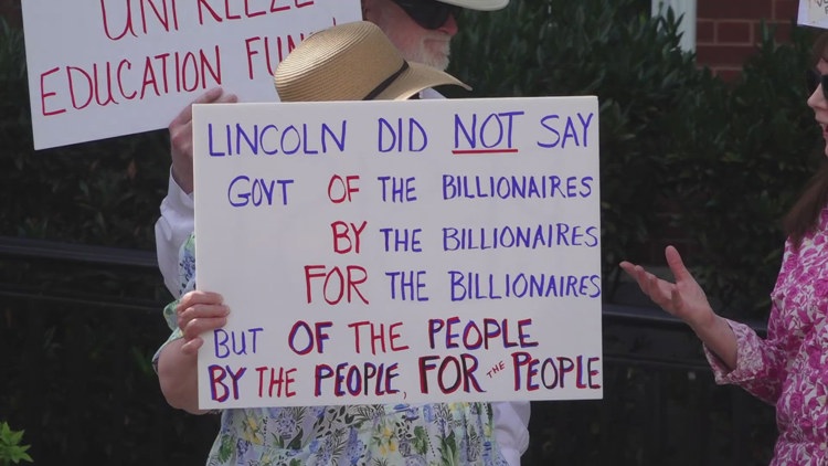 Protesters in Knoxville honor John Lewis with call for 'good trouble'