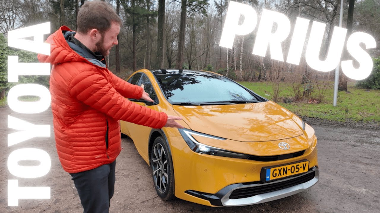 TOYOTA Prius Review – Mature Design, Serious Performance