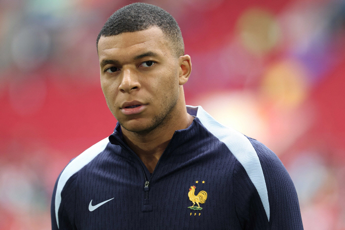 PSG's back end? Police launch investigation into Mbappe bribery...be ...