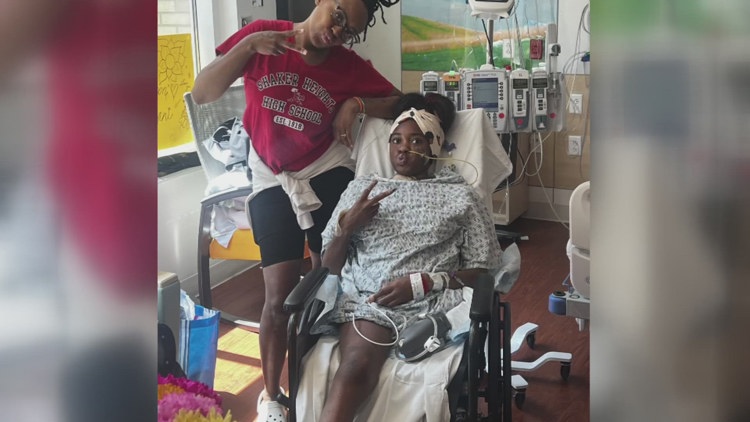 'Don't give up. It'll all get better': Shaker Heights cheerleader ...