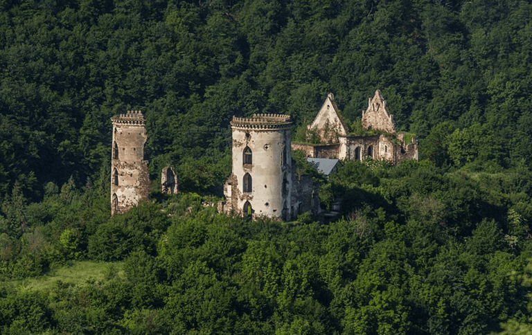 Hidden castles of Ukraine worth discovering now
