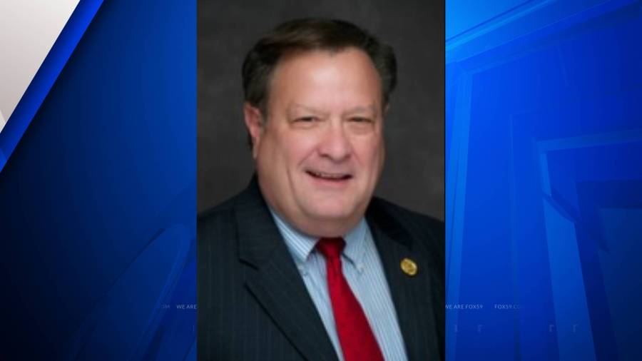 ‘Elected officials are not doing their job’: State Sen. Young calls for ...