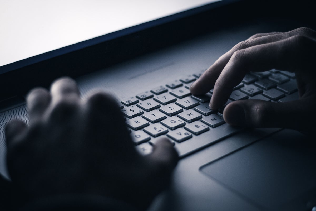 Woman conned out of $15K after AI clones daughter’s voice