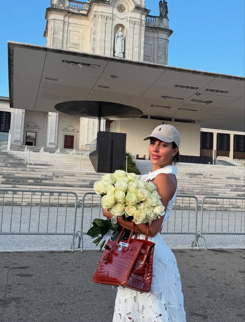 Georgina Rodríguez reafirma su fe con una visita especial al Santuario ...