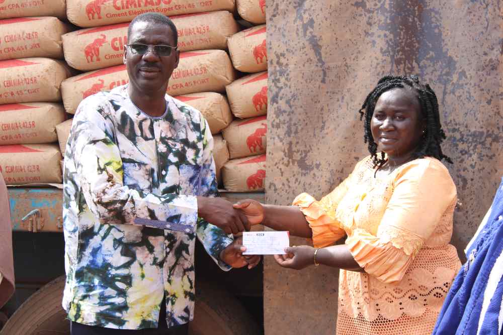 Kaya/Faso Mébo : Moussa Zamtako offre 40 tonnes de ciment