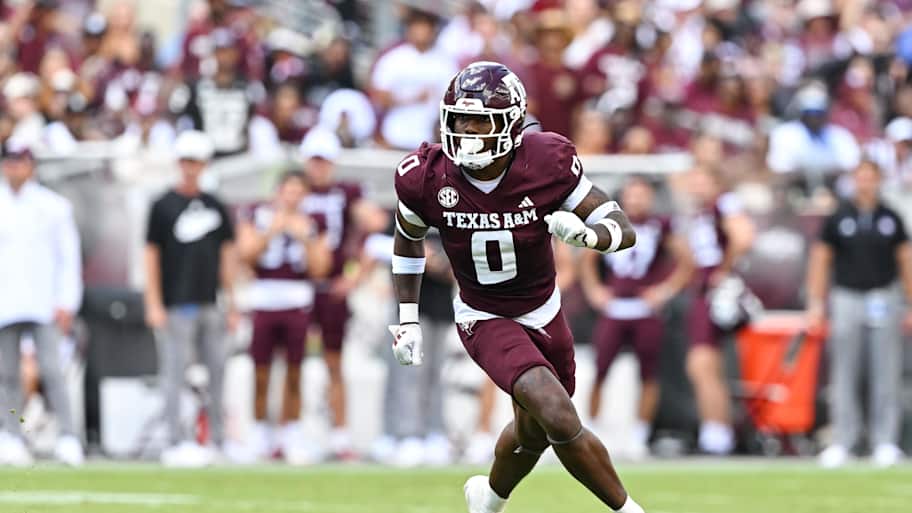 Texas A&M Linebacker Taurean York Praises 'Warrior' Scooby Williams