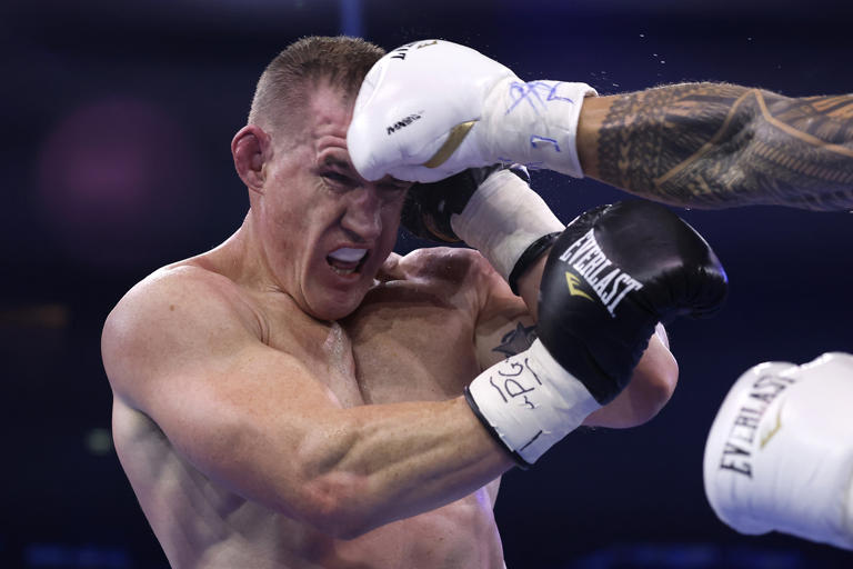 Fenech reveals fatal SBW mistake when Gal was at his mercy