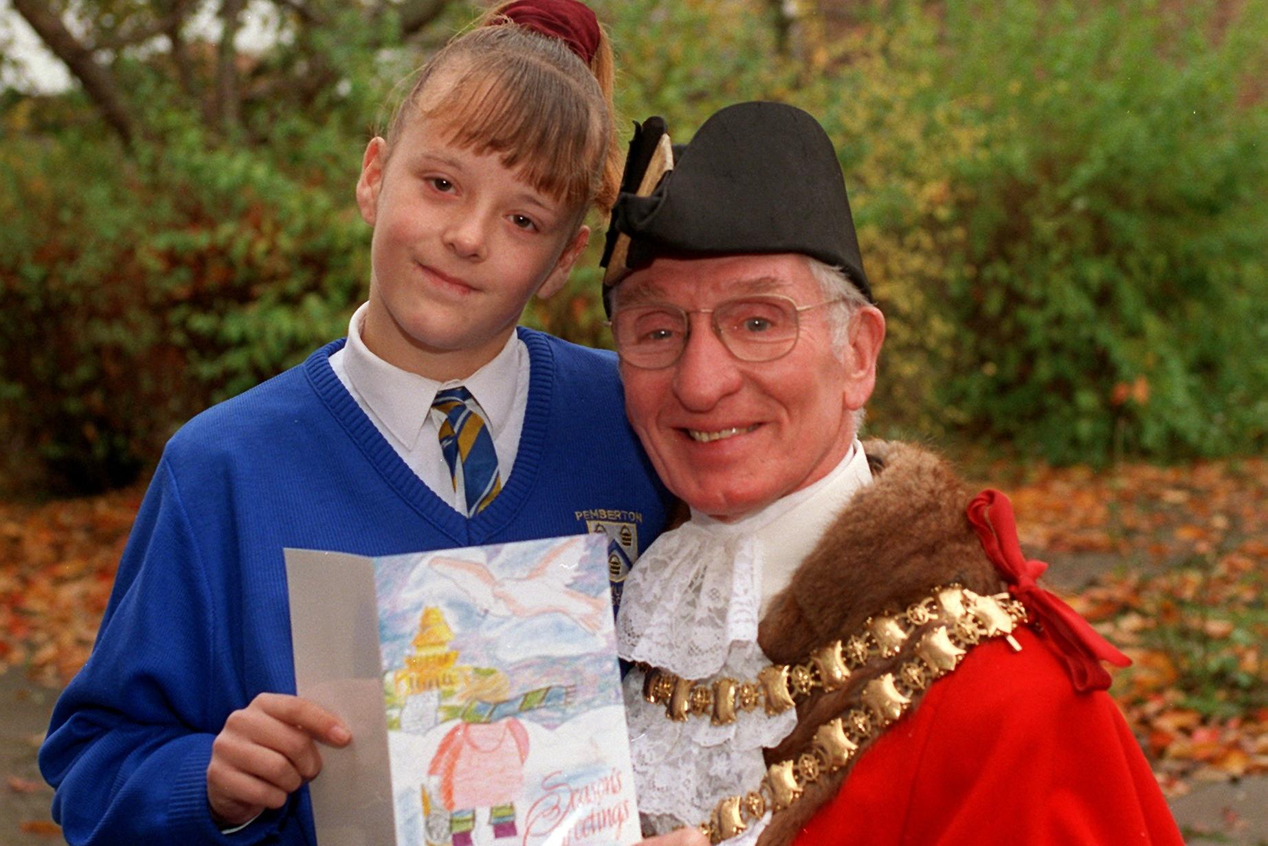 49 pictures of pupils, staff and events at Pemberton (or Kingsdown or ...