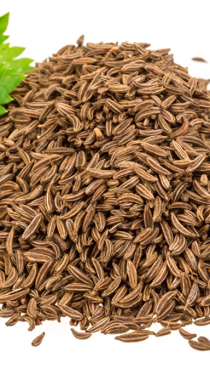 Cumin Water Vs Fennel Water: Which Is Better For Digestion?