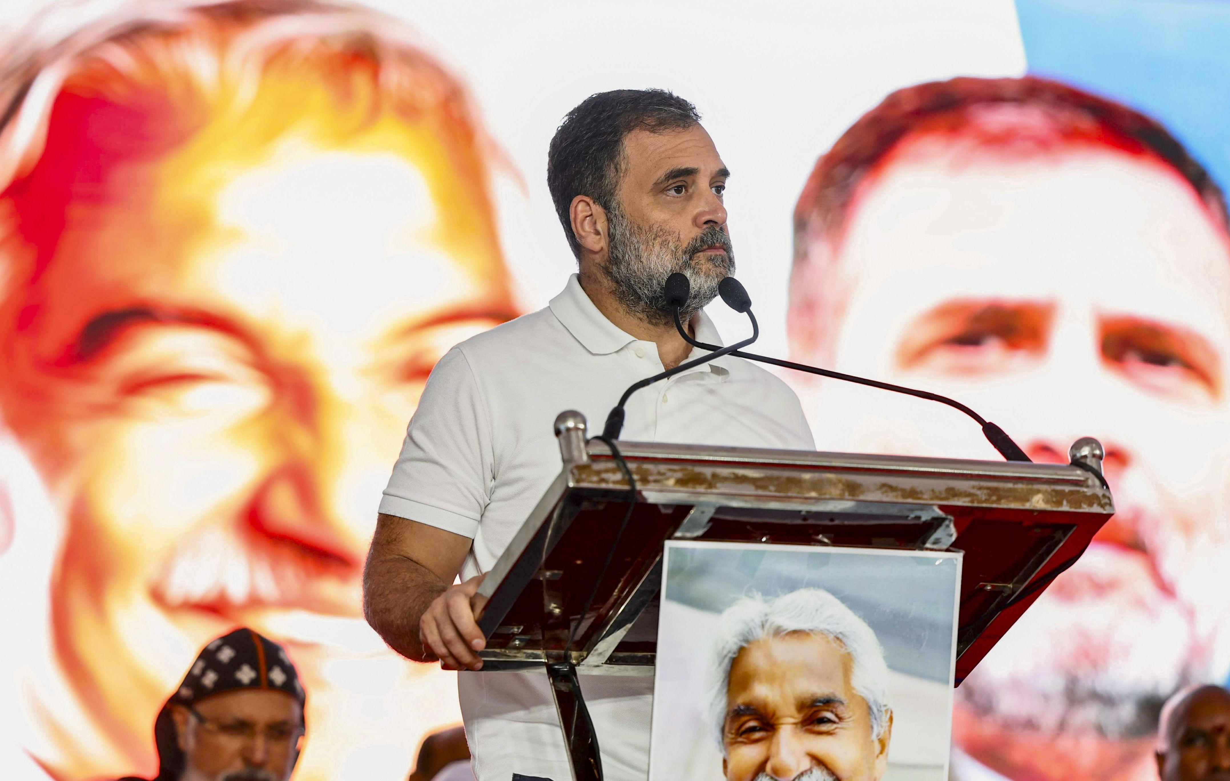 Oommen Chandy an expression of Kerala politics: Rahul Gandhi