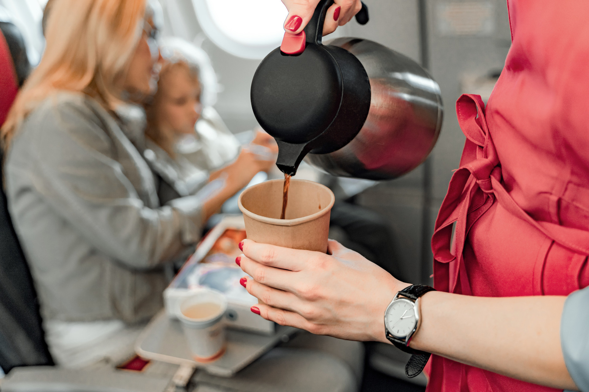 What you shouldn't eat or drink on a flight