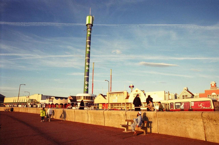 25 years on: Lancaster photographer captures Morecambe's Frontierland ...