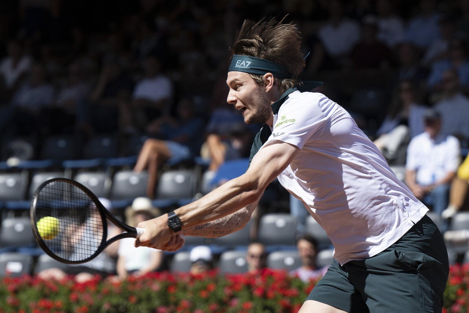 Künstler, Exzentriker, Verbalakrobat: Ein Kasache ist der Star in Kitzbühel