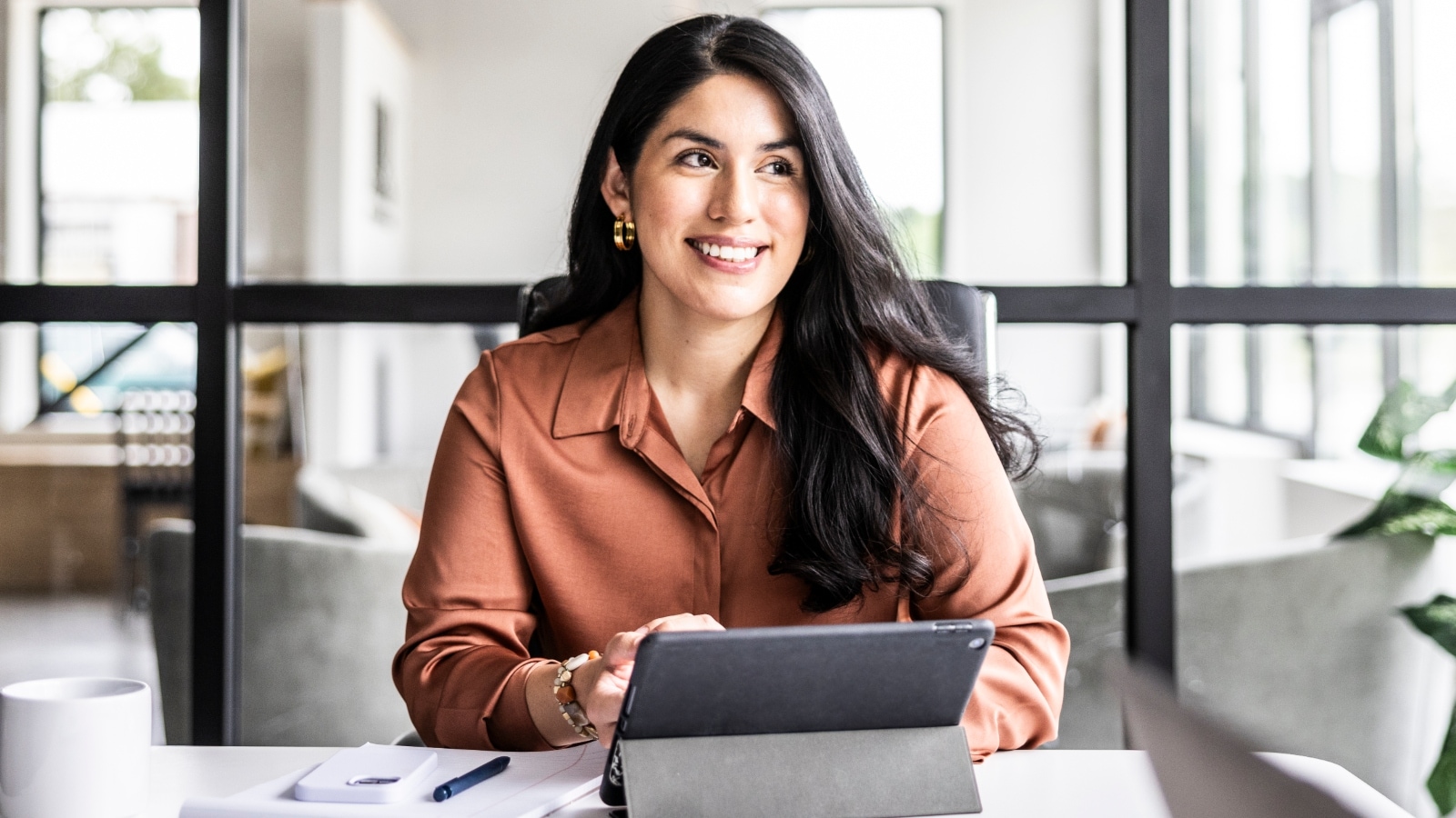 7 Smart Strategies to Fast-Track Your Career Growth