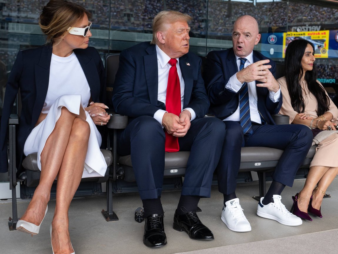 Swollen Ankles and Bruises: What Donald Trump is Suffering From