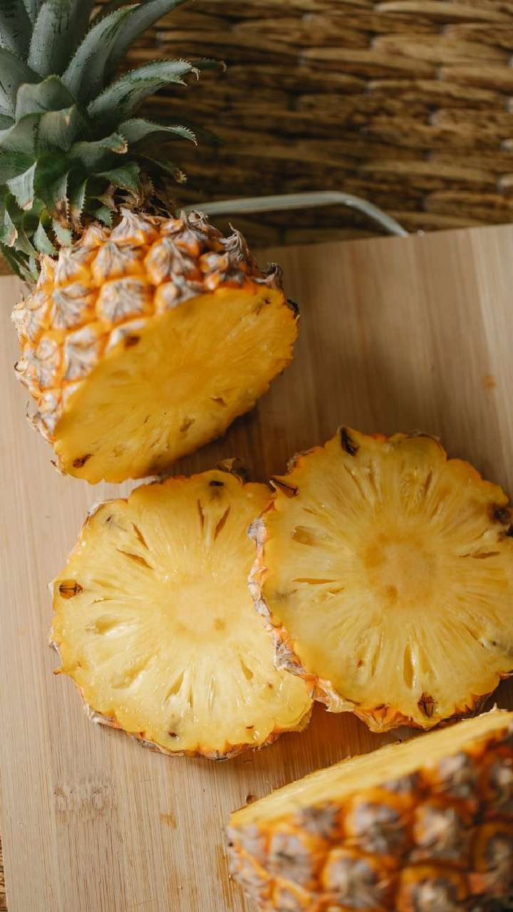 7 Fruits You Should Eat On Empty Stomach During Monsoon