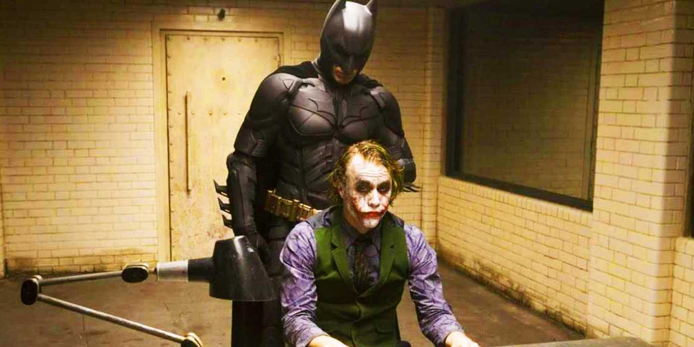 10 Perfect Batman Scenes The DC Universe Needs To Copy