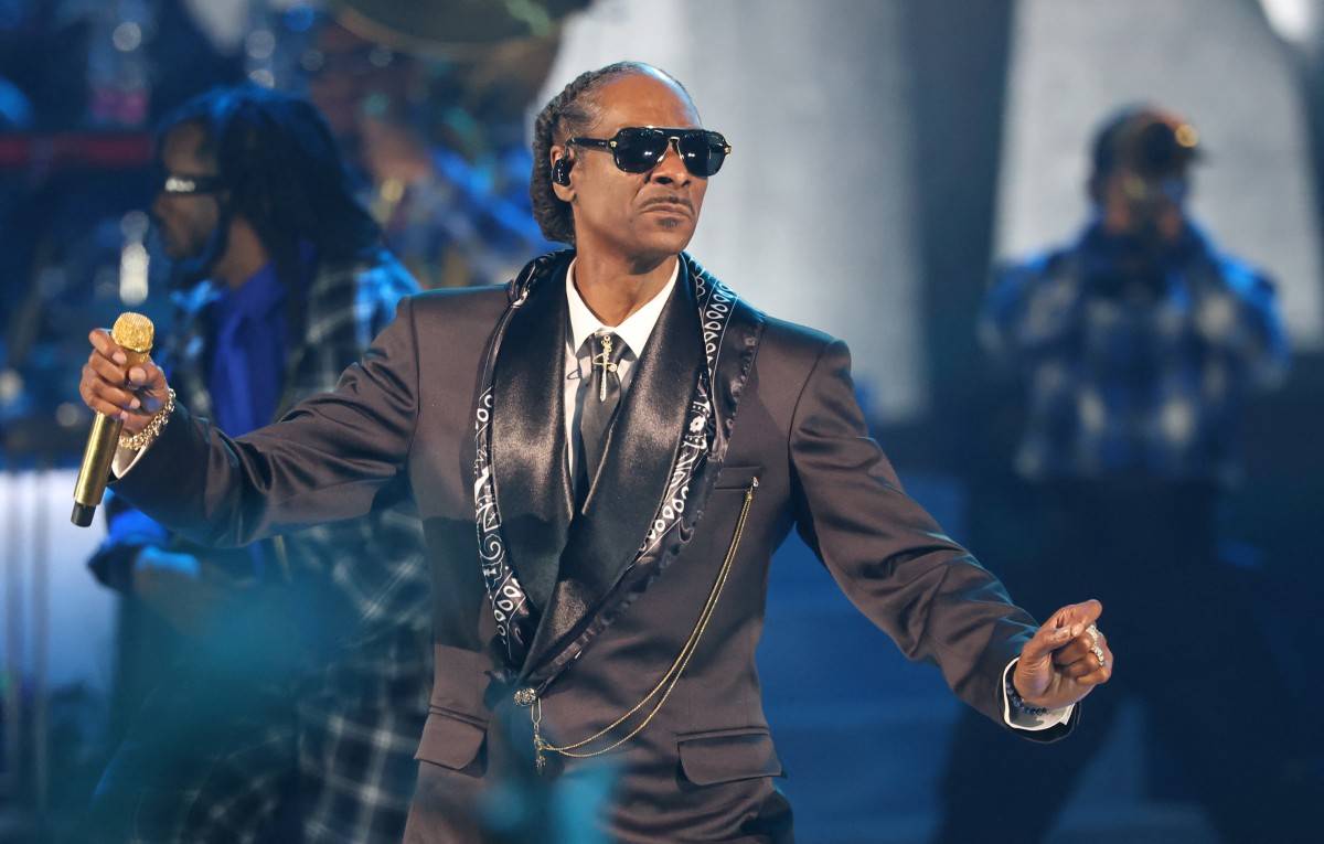 Snoop Dogg becomes co-owner of Championship club Swansea