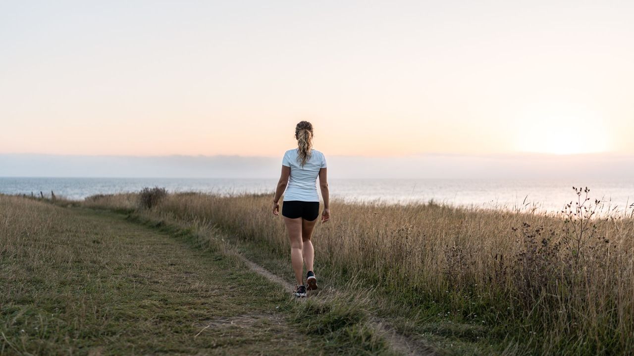 Forget 10,000 steps - your age decides how many steps you should do ...