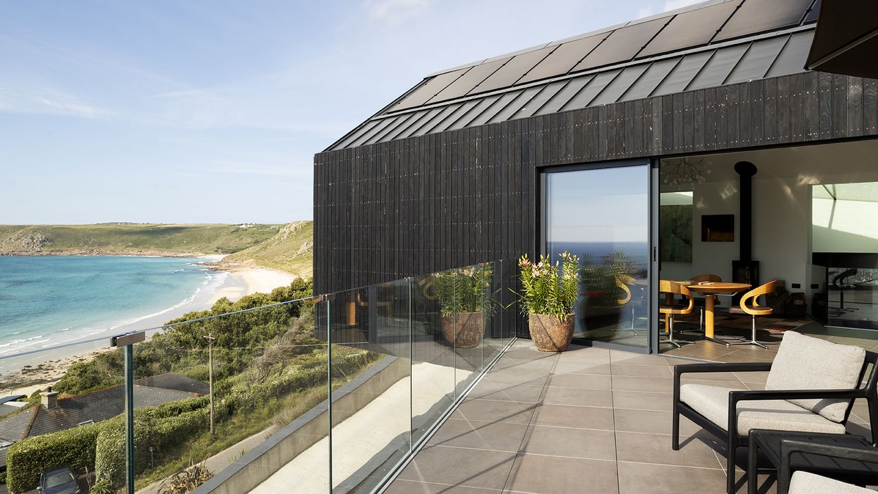How this stunning cliffside home was a 'mission impossible' task ...