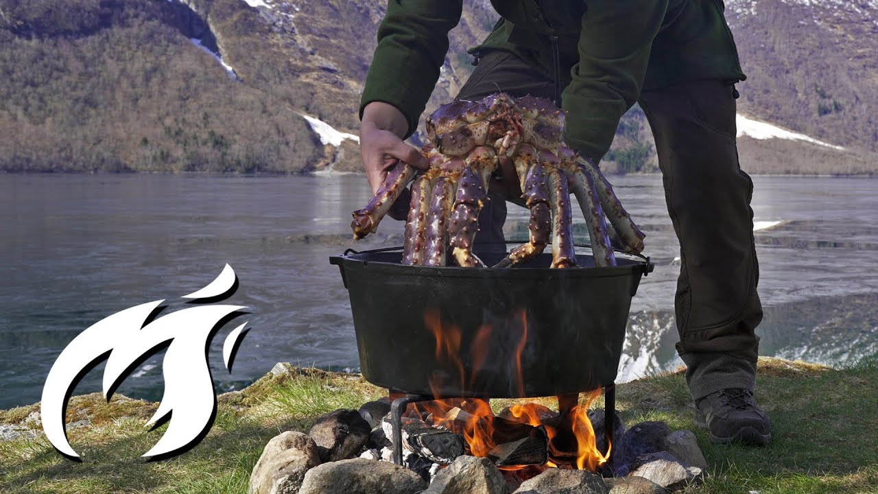 Giant King Crab Paella Cooked Over Open Fire🔥