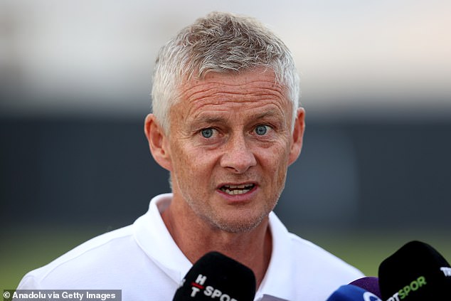 Ole Solskjaer's Besiktas pull plug on Kyle Walker-Peters transfer and ...