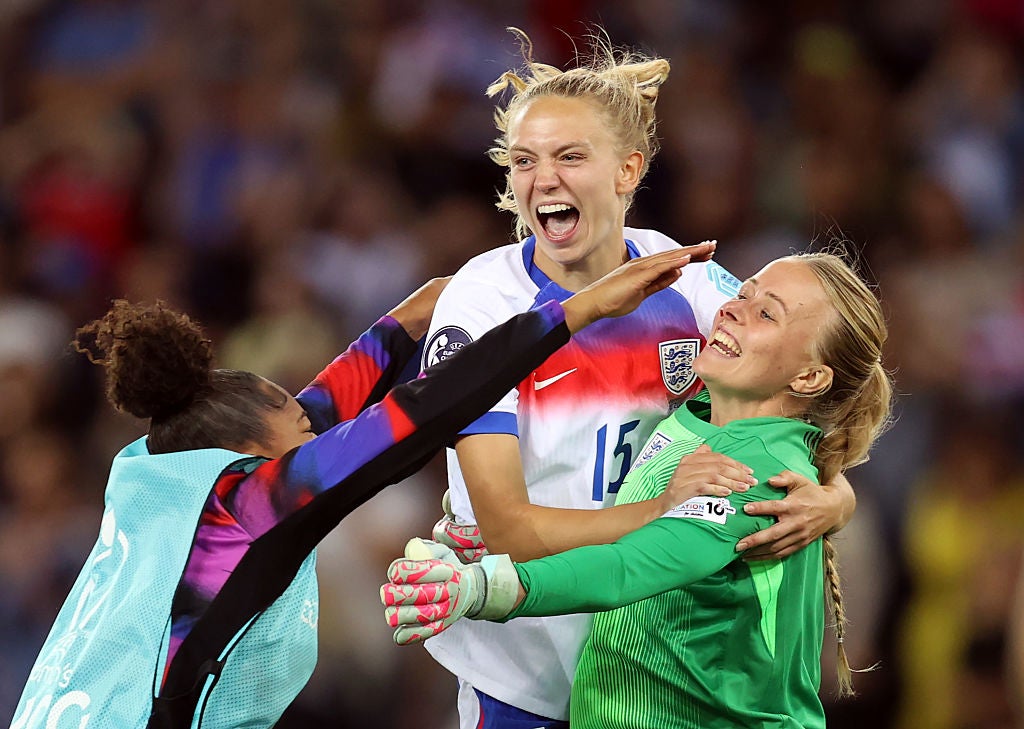 Who is Hannah Hampton? England goalkeeping hero filling Mary Earps ...