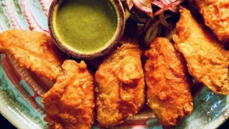 Make Crispy Munchies This Monsoon With These Chef Recipes