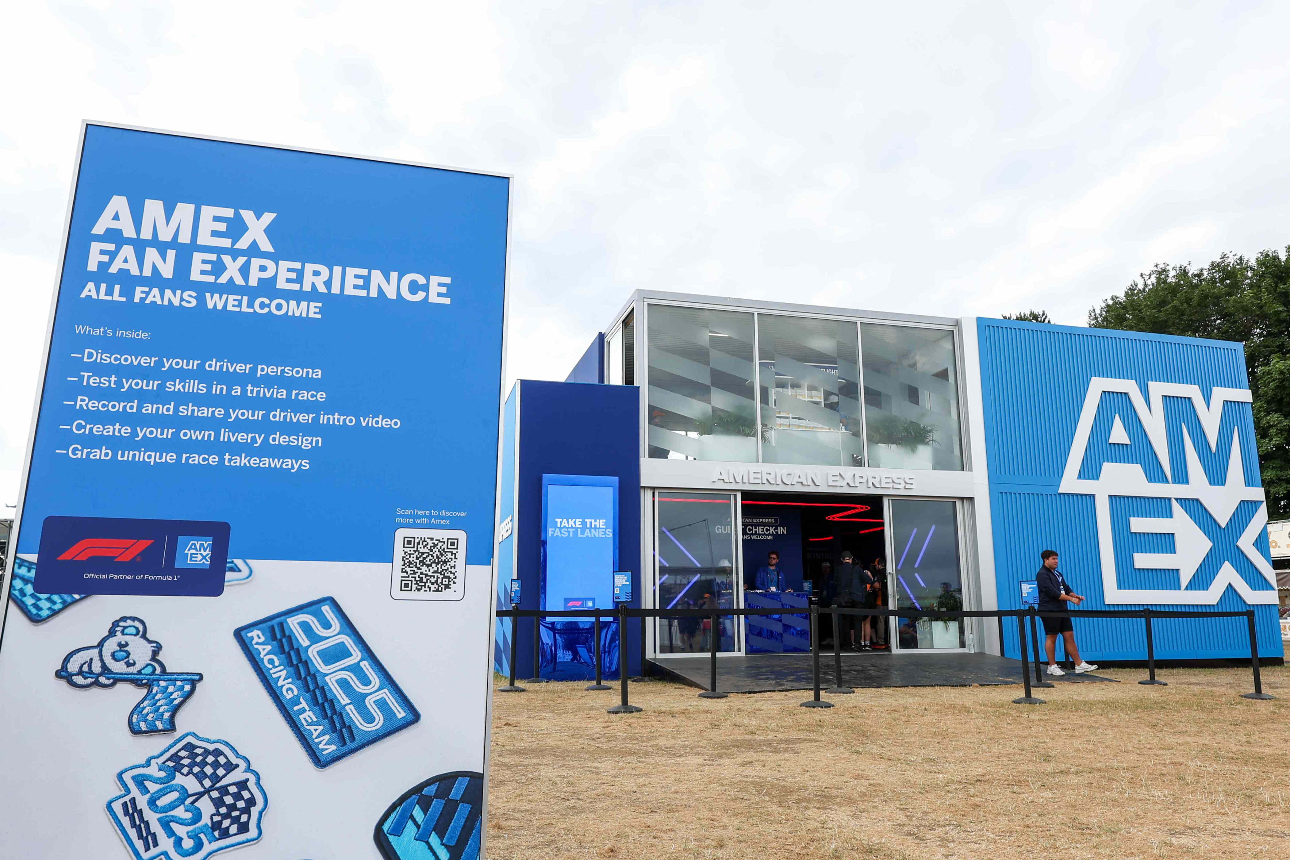Record Credit Card Spending Helps American Express Top Revenue, Profit ...