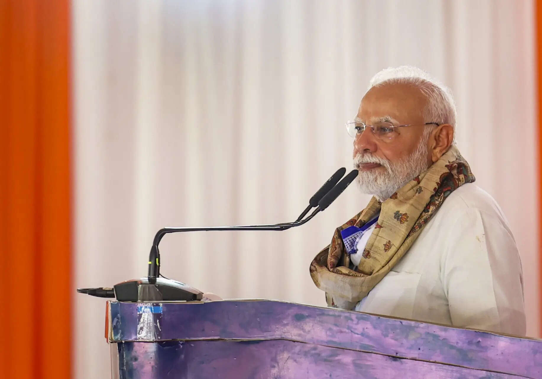 PM Modi inaugurates BPCL gas distribution project in West Bengal along ...