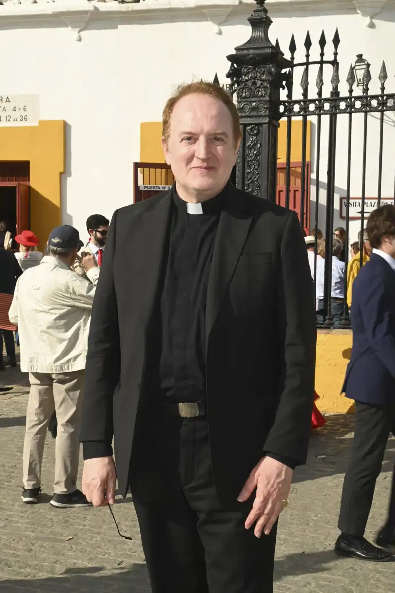 La vida actual del Padre Apeles en Roma: de sus polémicas en televisión ...