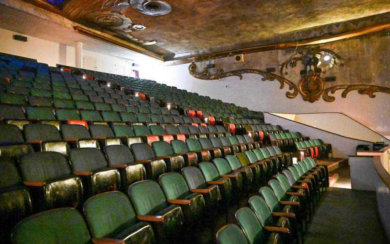 After 76 years, this historic Fresno theater survives. It's a community ...