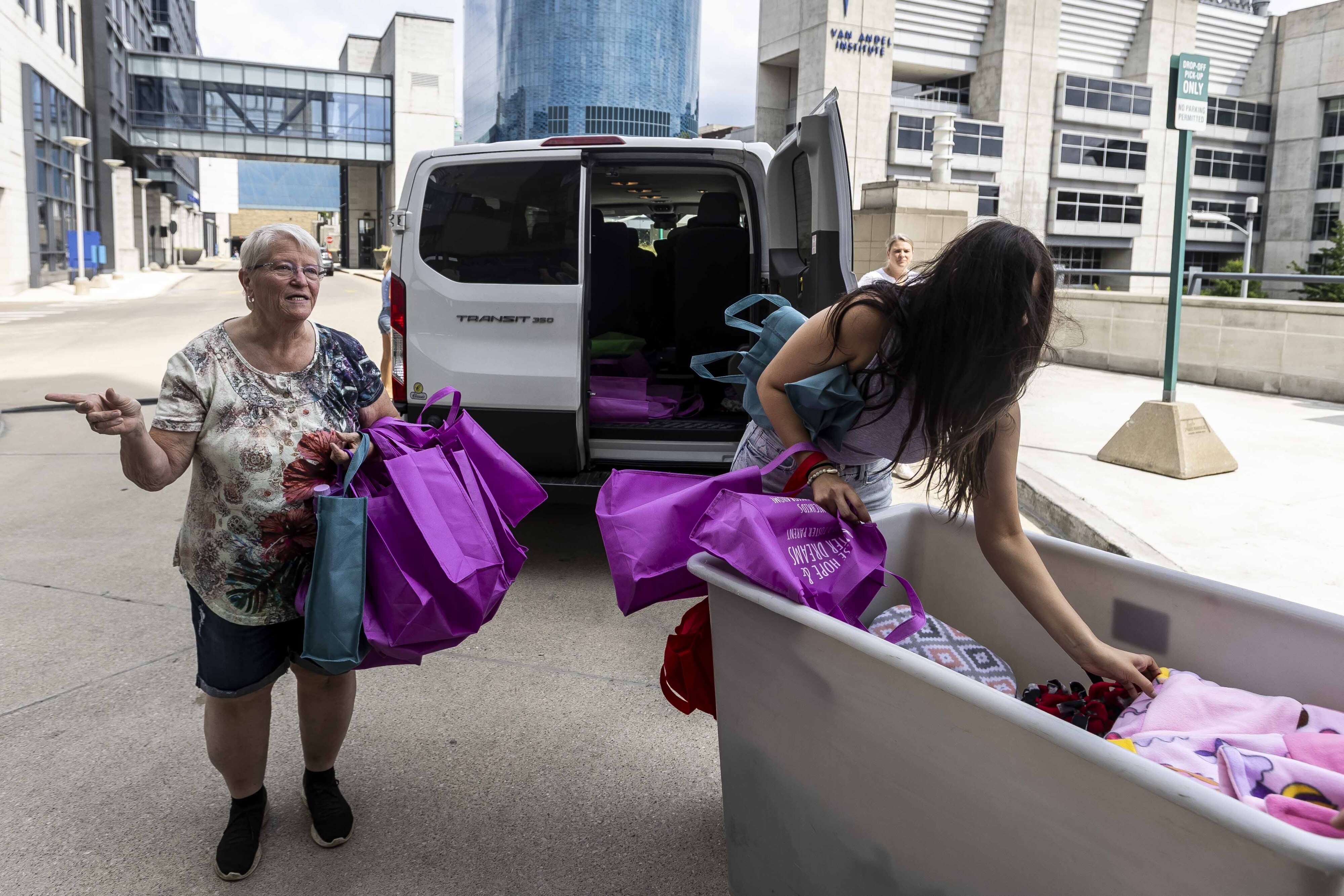Leukemia survivor donates 200 handmade blankets to West Michigan hospital